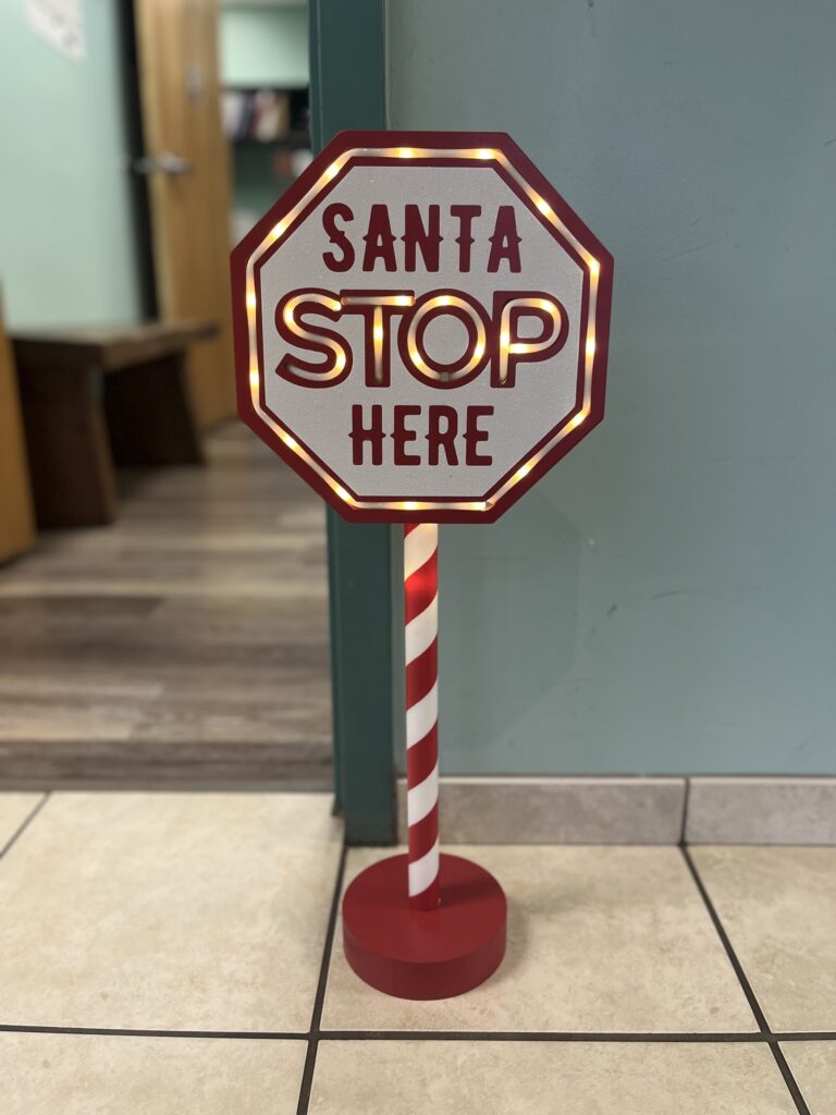 Photos With Santa and More | Hebron Animal Hospital
